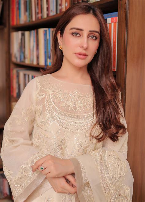 Sidra Niazi Jamnii Official
