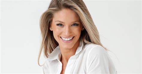 Broncos Cheerleader Reacts To Becoming A Top 12 Finalist In Si Swim