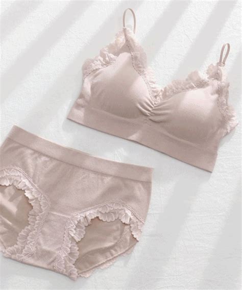 노와이어 편한 브라렛 레이스 백리스 브라탑 심리스브라 심리스 브라렛 수면브라 스포츠브라 와이어리스브라 백리스브라 뽕브라 작은가슴