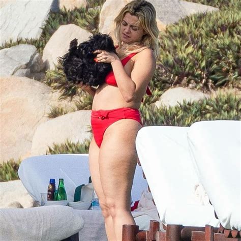 Pin By Julio Martins On Bebe Rexha Bebe Rexha Bebe Bikinis