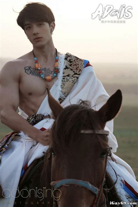 Pin by Yang lily on trai xinh gái đẹp Handsome asian men Beautiful men Handsome men