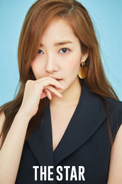 朴敏英寫真採訪：「三十歲開始害怕愛情」 Ksd 韓星網 畫報