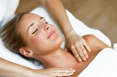 How To Massage Breast For Lactation Motherhow