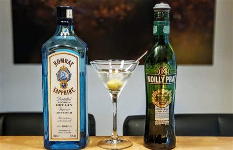 Dry Martini Med Bombay Sapphire Og Noilly Prat Alt Om Gin