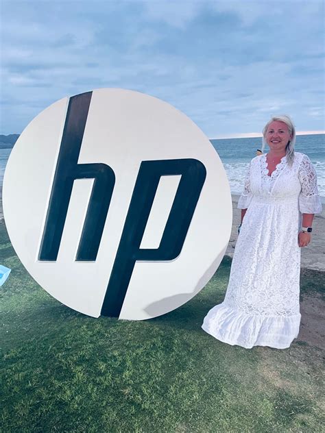 Hp Datadriven Presidentsclub2022 Gratitude Passion Iustina Secan