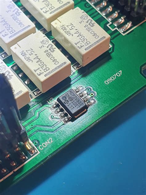 Hello Guys Im Trying To Identify This Component The Green Resistor