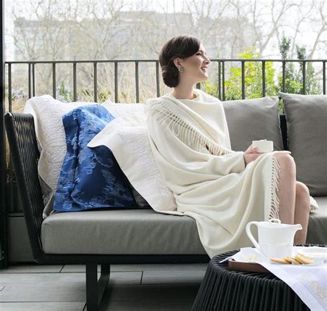 Коллекция пледов из шерсти и кашемира от модного дома Frette сделана из самого качественного