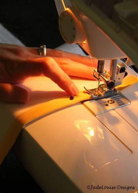 Easy Sew Table Runner For The Perfect Fall Party