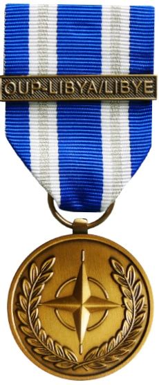 Bandschnallende Nato Einsatzmedaille Oup Libyen Nato Operation