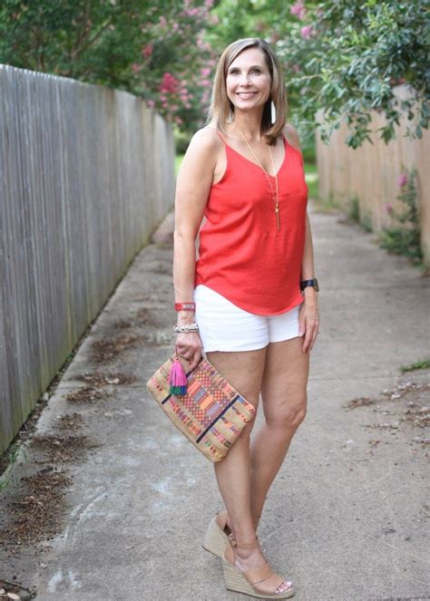 Red White And Shoes Ageless Style The Queen In Between Sexy Older