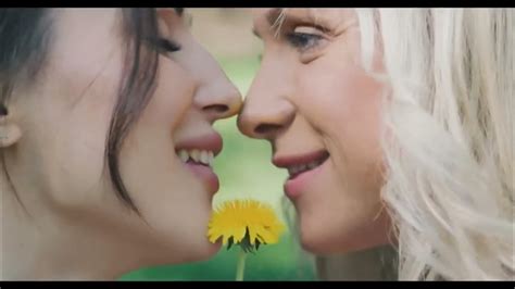 Hot Lesbian Kiss Part 1 001 Youtube
