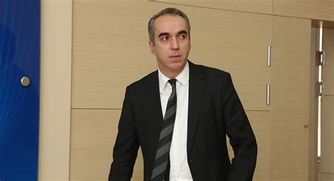 მთავრობის ადმინისტრაცია აკაკი ჩხენკელმა თანამდებობა დატოვა Netgazeti • სამთავრობო ცვლილებები