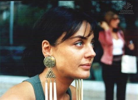 მაკა ასათიანი როგორი იყო ქართველი ლამაზმანი წლების წინ და როგორ