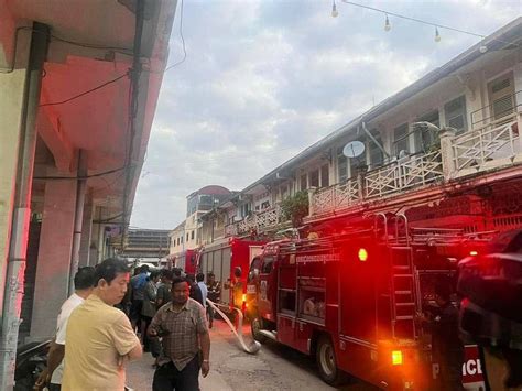 ឆេះផ្ទះប្រជាពលរដ្ឋមួយកន្លែង នៅក្រុងបាត់ដំបង សារព័ត៌មាន នគរវត្ត