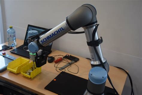 Deep Learning Kamera Systeme Mit Cobots Waidhofenthaya Tip
