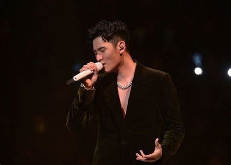 Eric Chou Singapore Concert 2024 Barbie Sigrid