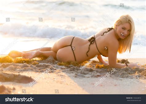 Thousand Bikini Beach Thong Royalty Free Images Stock Photos Pictures Shutterstock