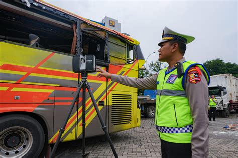 Ungkap Penyebab Kecelakaan Bus Di Krapyak Korlantas Polri Terjunkan