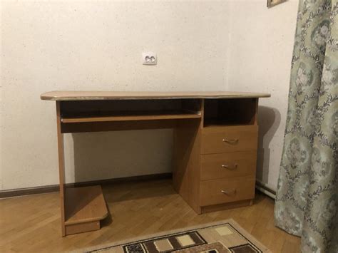 Компʼютерний стіл 500 грн Офісні меблі Івано Франківськ на Olx