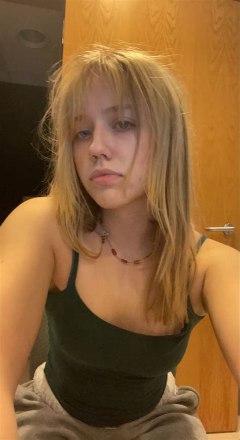 Wispy Bangs Inspo Wispy Bangs Blonde Hair With Fringe Blonde Bangs