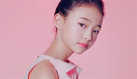 ดราม่า เอลล่า กรอสส์ ชาวเน็ตเกาหลีไม่ปลื้มโฆษณาไอศกรีม ชี้ยั่วยวนเกิน