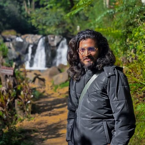 Punith Shetty ಪುನೀತ್ ಶೆಟ್ಟಿ Lyricistpunithshetty • Threads Say More