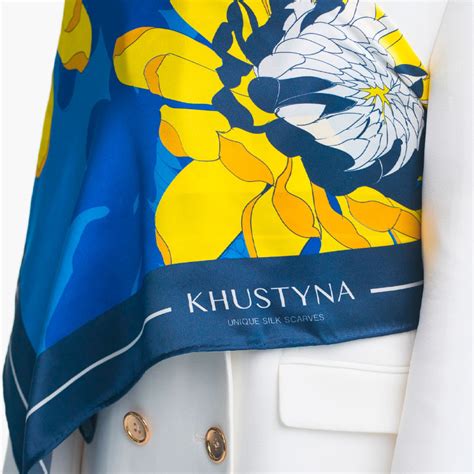 ᐈ Шовкова хустина Українські півонії 【 Ціна 3200 грн 】