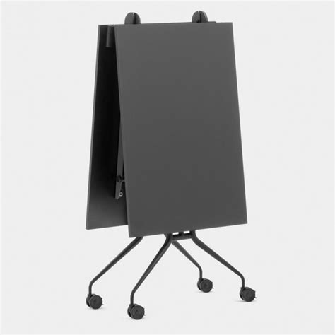 Thomas Gossners Space Saving Flair Chair Takes Cues From Plastic Lunchboxes