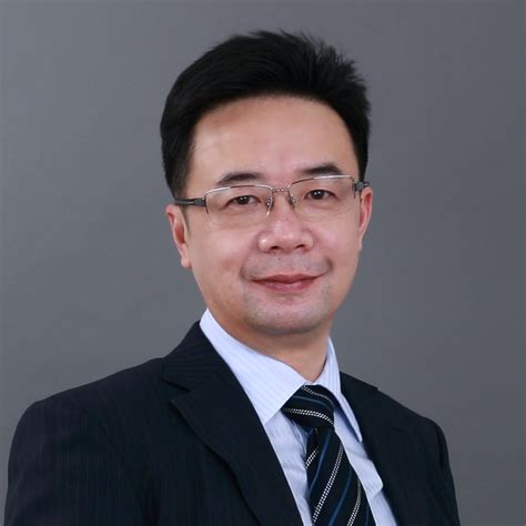 李琳