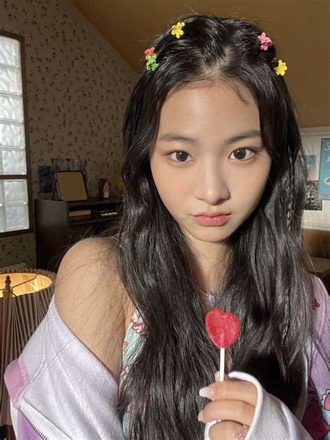 피프티피프티 아란 너무 매력적이네요 Mlbpark