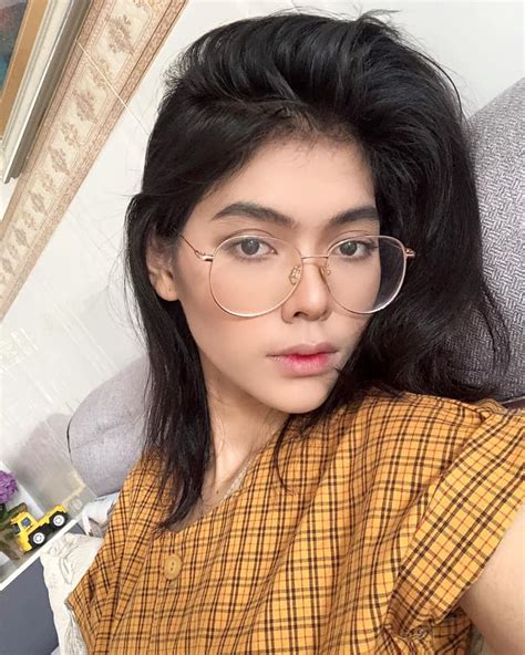 ស្រលាញ់អូនមុខឆ្អឹងៗទេ តារា៣ដួងនេះហើយ ដែលត្រូវគេសរសើរ មុខផតៗ តែស្អាត Khmerload Cambodia