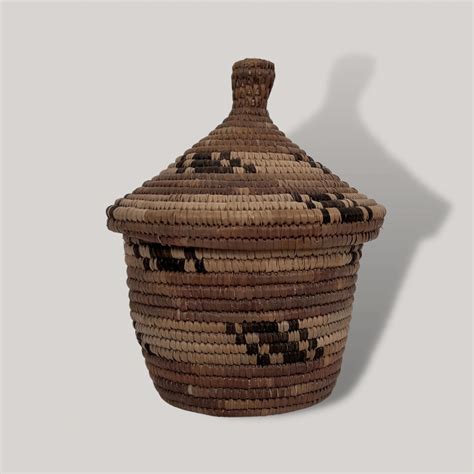 Woven Grass Basket Smithhönig