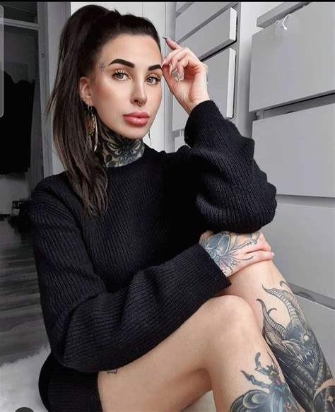 Pin By Jimmy On Tattoos Black Is Beautiful Girl Tattoos Fashion