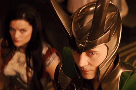 Tom Hiddleston Tom Hiddleston