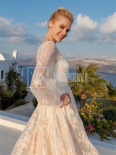 Нежное коктейльное платье из эксклюзивного кружева Vita167 купить в ...
