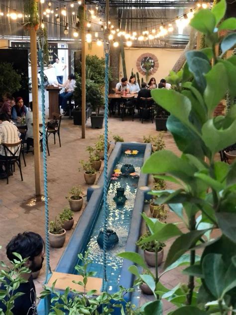 Cafes In Tehran 2024