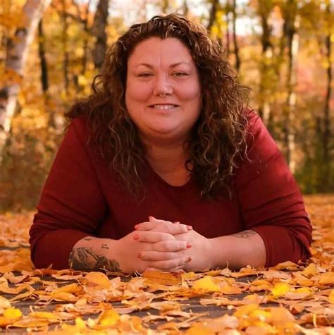 Ashley Wright Ashley Wright Updated Her Profile Picture