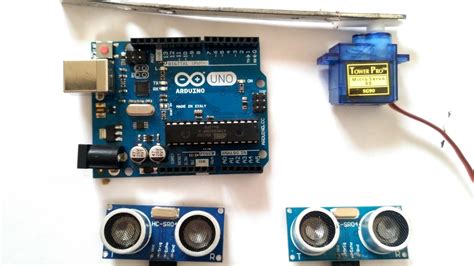 Self Balancing Triangle Robot Balancing Inverted Triangle With