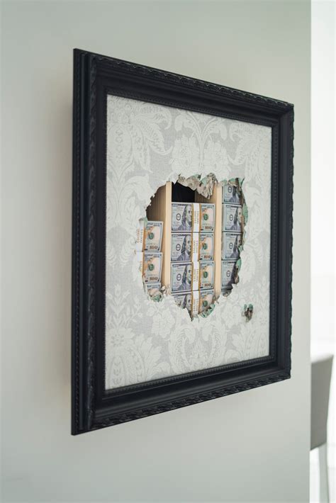 The Classic Vault Monart Official Store