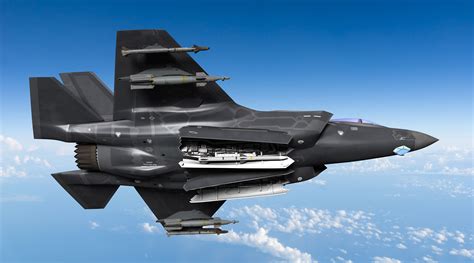 F35的强硬竞争对手：波音x32战斗机
