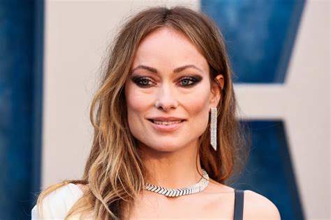 Olivia Wilde In Bathing Suit Hits The Beach With Pal — Celebwell