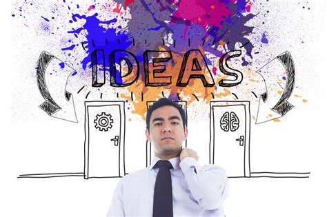 西方人一个人无人商务人士商务男性横图室内白天正面衬衫绘画零件齿轮数码科技门欧洲欧洲人大脑仅一个男性仅