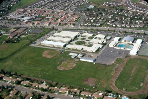 Aerial View Of Newbury Park High School 1978 Aerial Photo Flickr