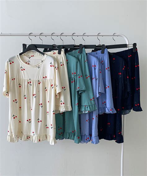 1 1할인 귀욤 프릴 반팔 앵두 잠옷 세트 4color 에이블리