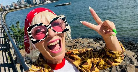 Woman Says Her Sex Life Was Born Again After Becoming Single Daily Star