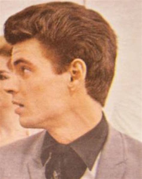Pin On Everly Brothers Two Brothers Ritchie Valens Beautiful Men