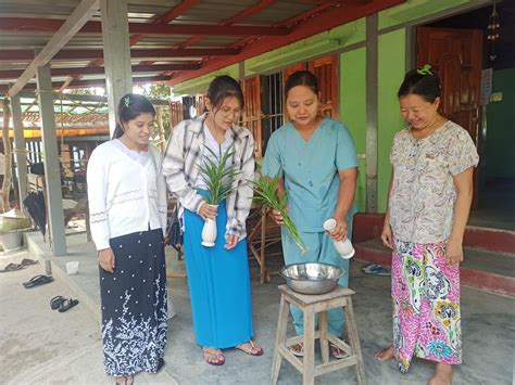 ထန်းတပင်မြို့နယ်တွင် အဘိတ်ဆေးခတ်ခြင်းနှင့် သွေးလွန်တုပ်ကွေးရောဂါ ကာကွယ်နှိမ်နင်းရေး အသိပညာပေးလုပ