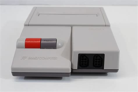 Av Famicom Console “new Famicom” Controller X2 Ac Adapter Av Cable