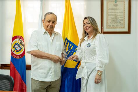 La Escuela De Derecho De La Sergio Recibe Reconocimiento Del Congreso