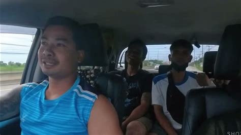 လိုင်းကားစောင့်နေတဲ့ ညီကိုတွေကို လိုရာခရီးထိ ရောက်အောင် လမ်းကြုံခေါ်က